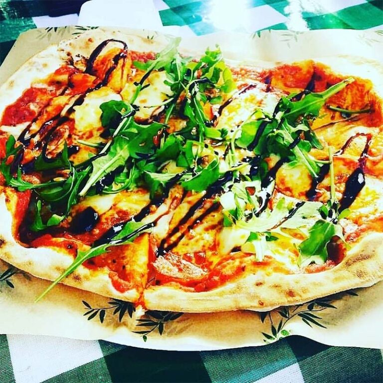 Ye Olde Dun Cow | Rugeley Pub | Restaurant | Bed and Breakfast